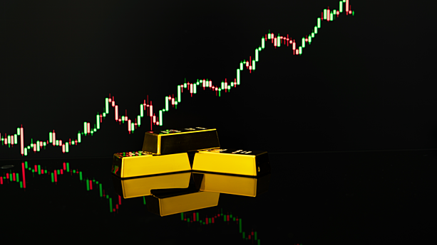 ETF Investors defy record gold prices to lift global gold investment ...